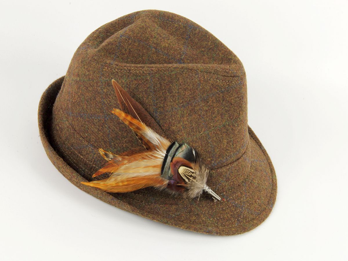 Country Trilby hat with feather brooch design