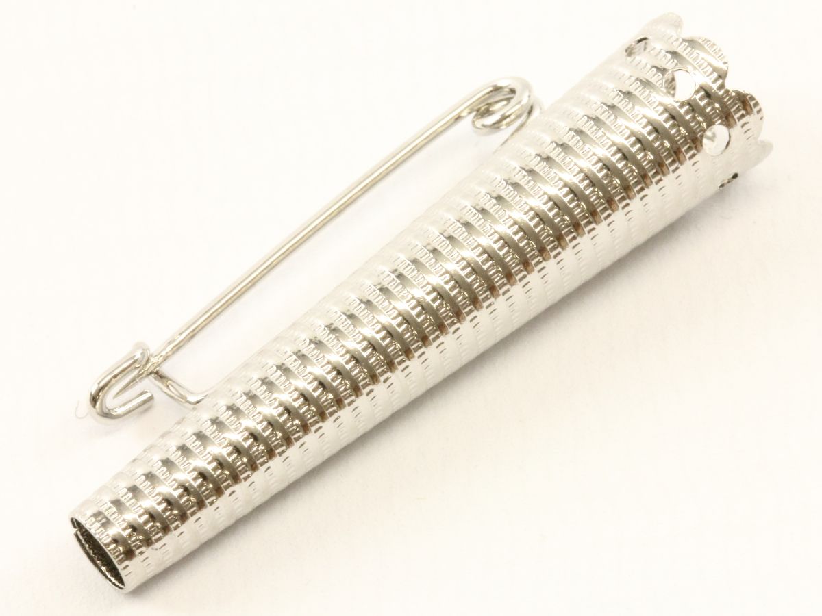 Nickel Plated Brooch Pins.